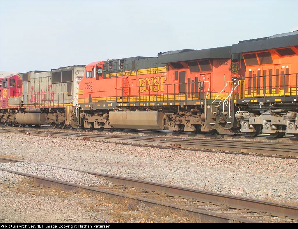 BNSF 7682